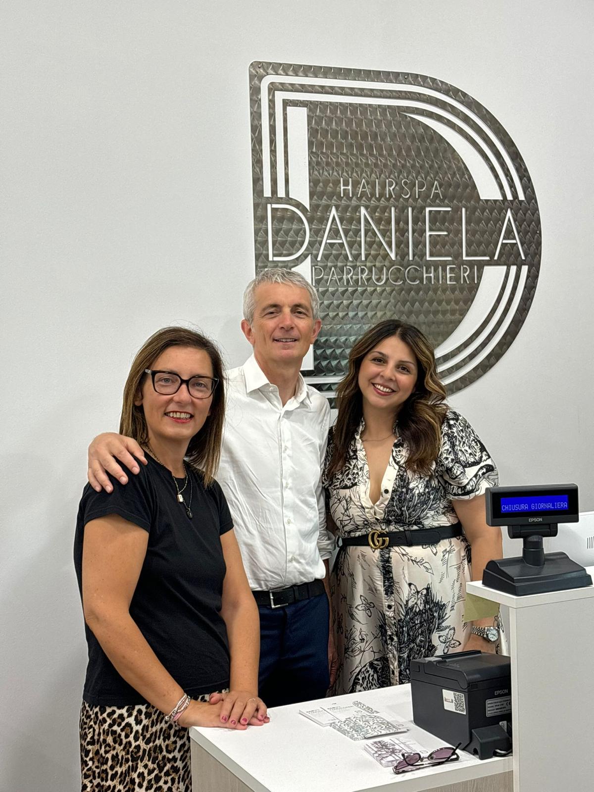 Inaugurato il nuovo salone Hair di di Daniela Ivanova Genova a ...